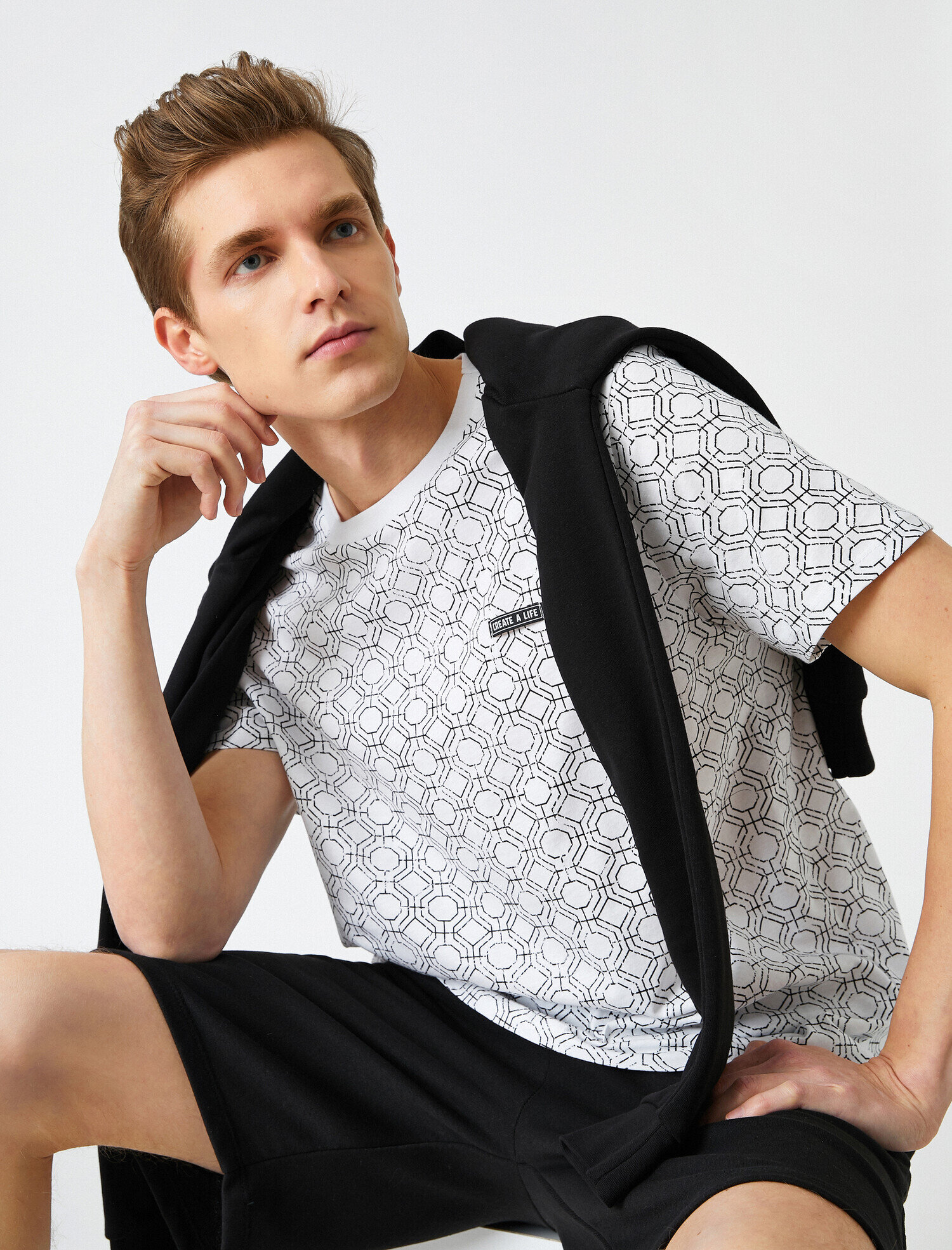 Beyaz Erkek Geometrik Desenli Tişört 2SAM10361HK | Koton