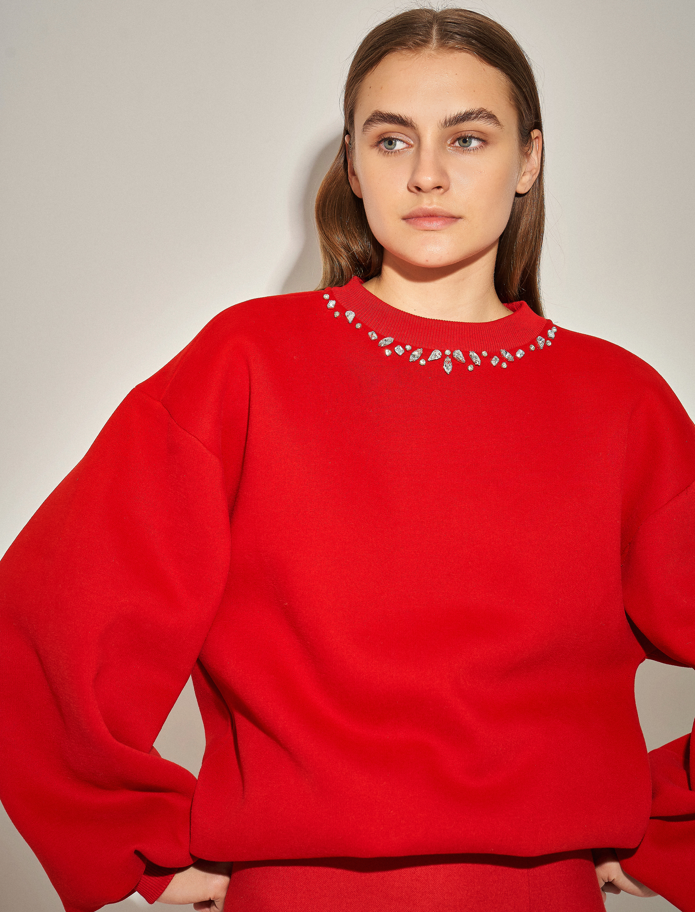 Kırmızı Kadın Isleme Detayli Bisiklet Yaka Sweatshirt 1KAK18136PK | Koton Kırmızı Kadın Isleme Detayli Bisiklet Yaka Sweatshirt 1KAK18136PK | Koton