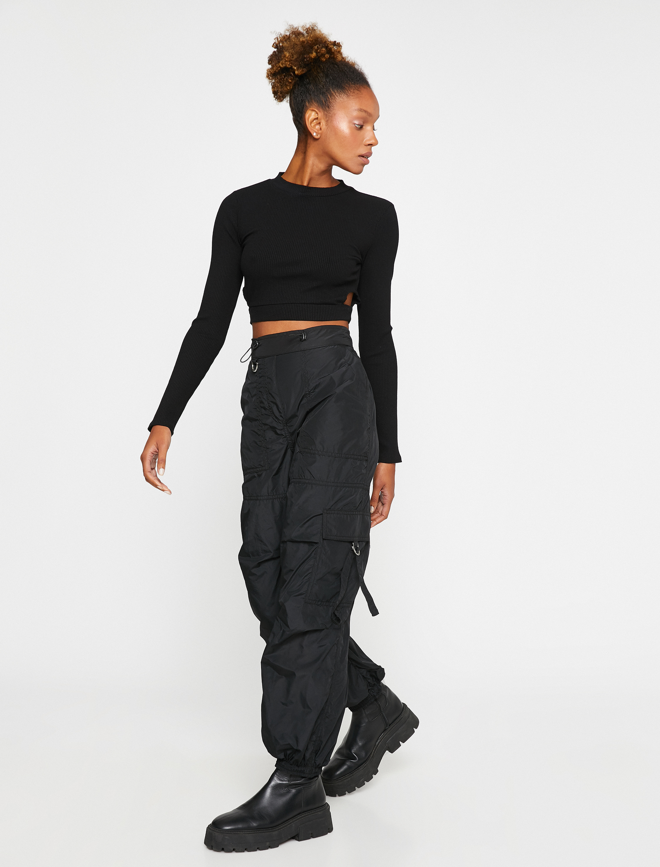 Siyah Paraşüt Pantolon Cep Detaylı Yüksek Bel 3WAL40105IW | Koton