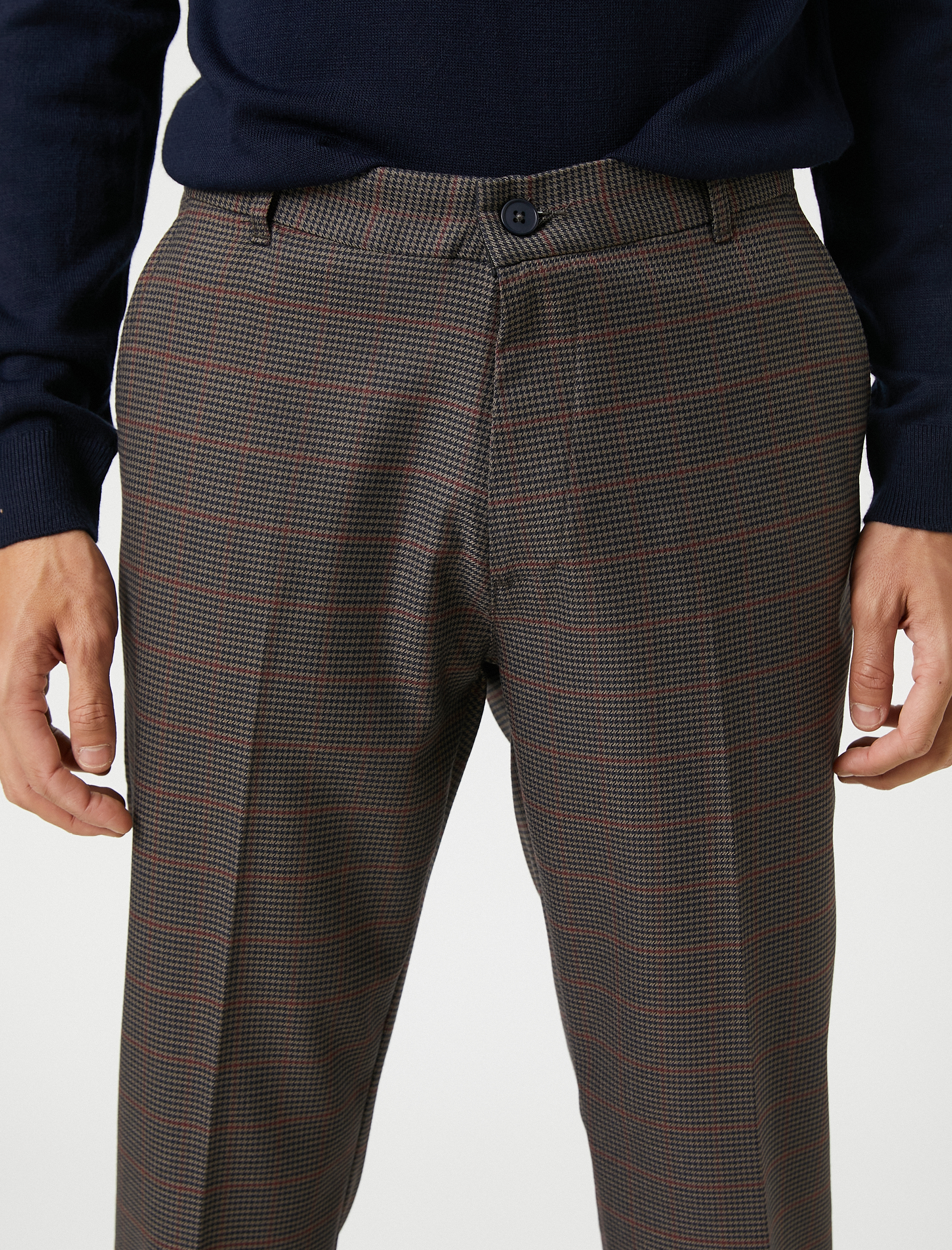 Kahve Erkek Basic Pileli Pantolon Düğme Detaylı Cepli 3WAM40107HW | Koton