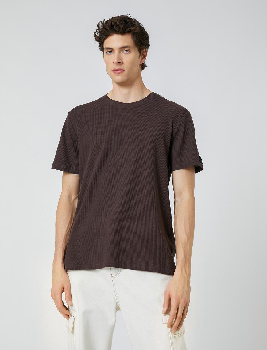 Kahve Erkek Basic Dokulu Tişört Bisiklet Yaka Kısa Kollu 3SAM10102HK ...