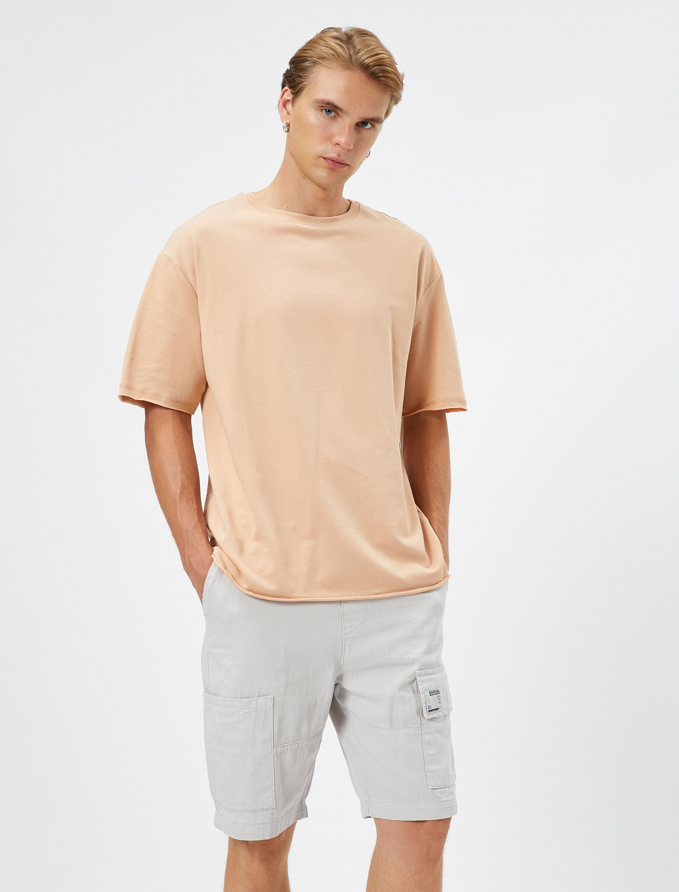 Ekru Erkek Basic Oversize Tişört Bisiklet Yaka Kısa Kollu 3SAM10170HK | Koton