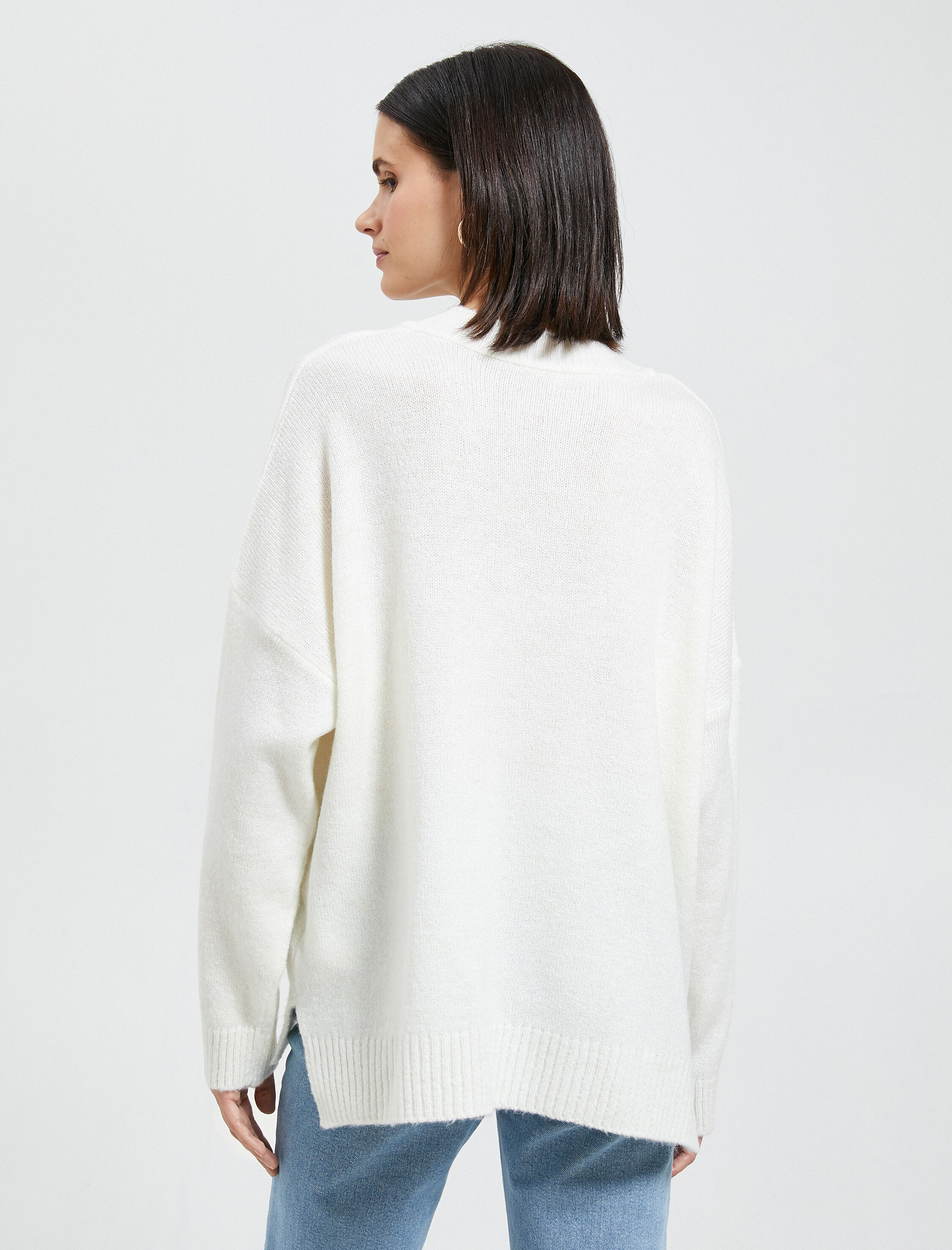 Ekru Kadın Basic V Yaka Triko Kazak Relax Fit 4WAK90043HT | Koton