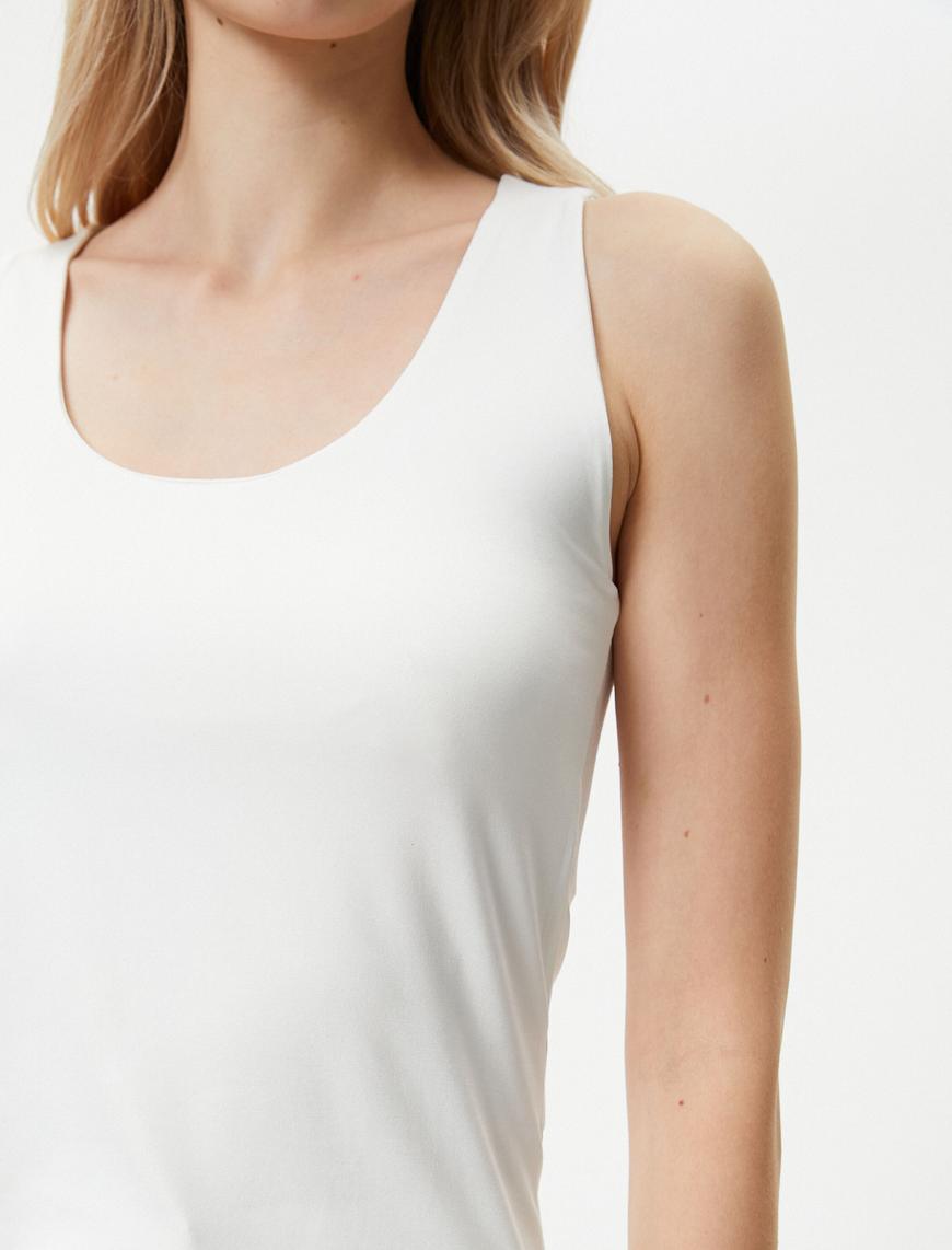 Beyaz Kadın Askılı Atlet Basic U Yaka Slim Fit 4SAK10013EK | Koton