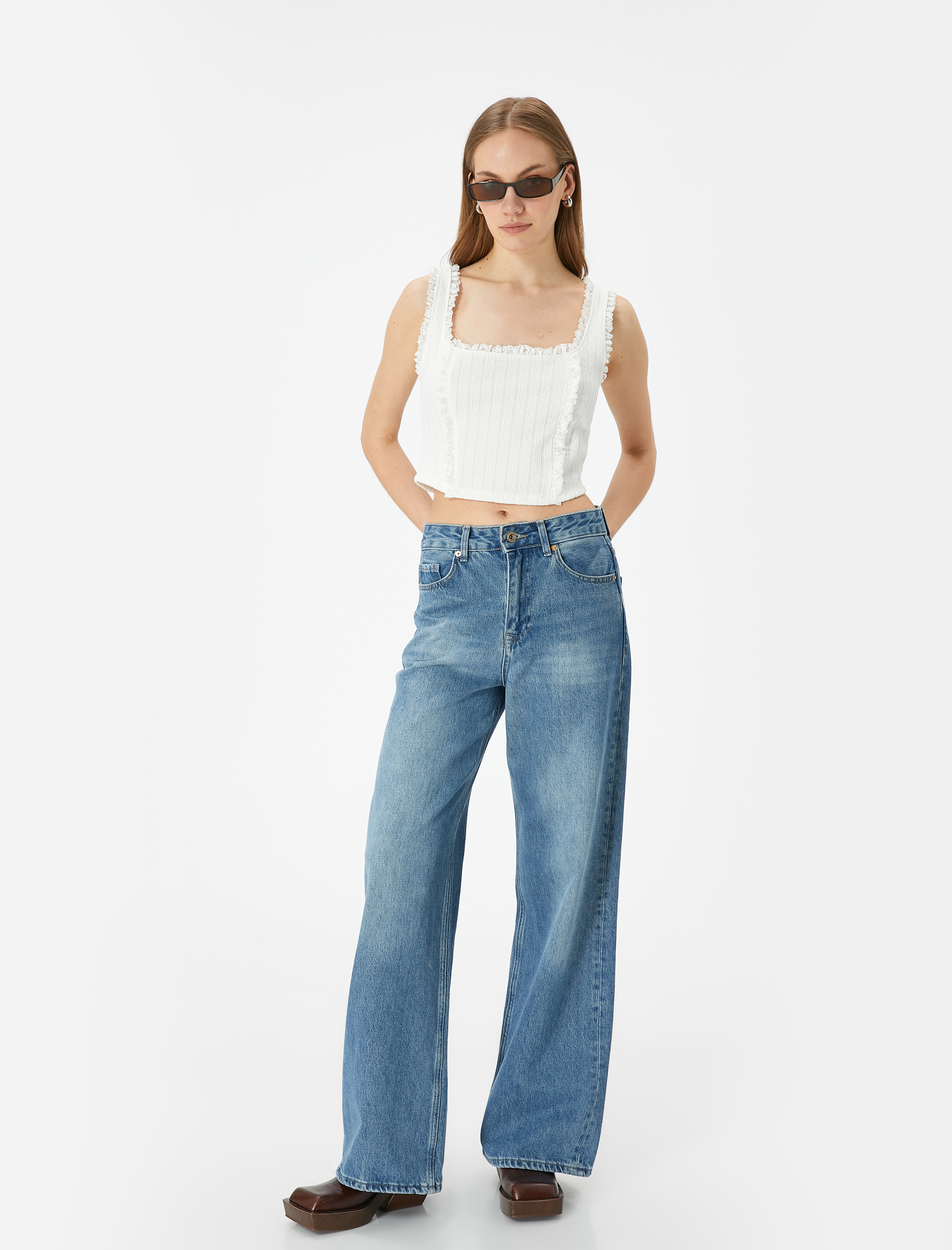 Ekru Kadın Crop Üst Kare Yaka Kalın Askılı Dantelli 4SAK10394EK | Koton