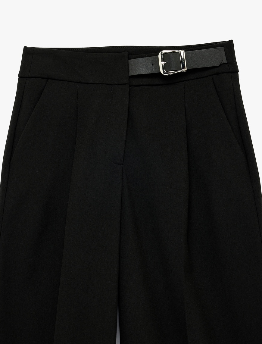 Siyah Kadın Yarım Kemer Detaylı Pileli Cepli Geniş Paça Kumaş Pantolon ...