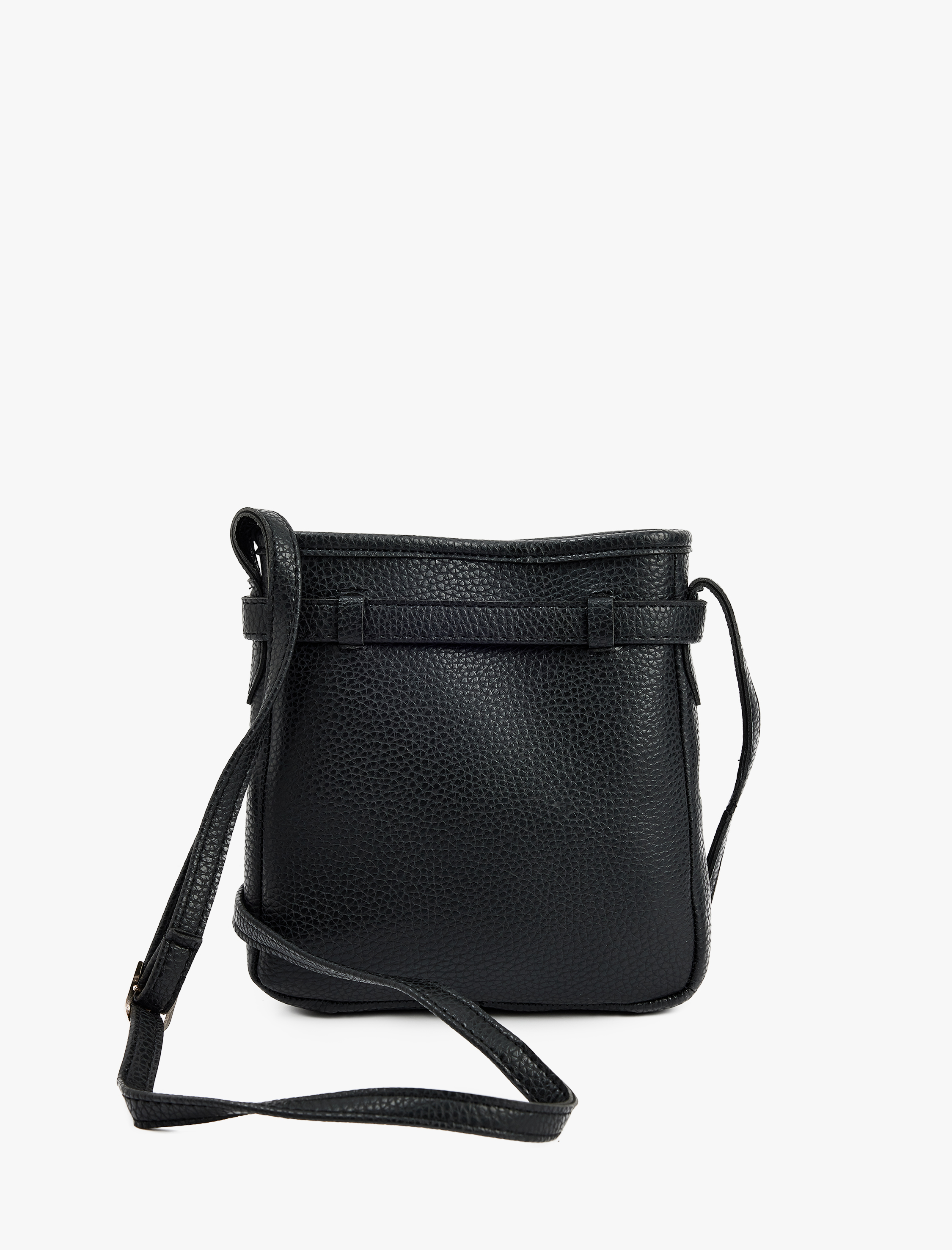 Siyah Kadın Metal Tokalı Askılı Deri Görünümlü Çapraz Çanta 6WAK30116AA ...